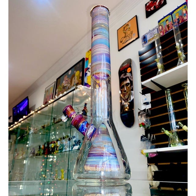 Squisha House - Artisan Glass & Smoke Shop